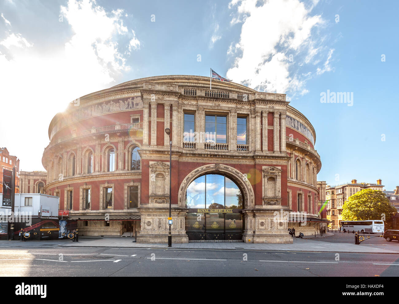 London royal albert hall hi-res stock photography and images - Alamy