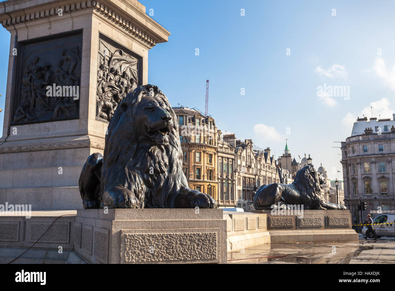 London the lions statue at the base column of Napoleon Stock Photo - Alamy