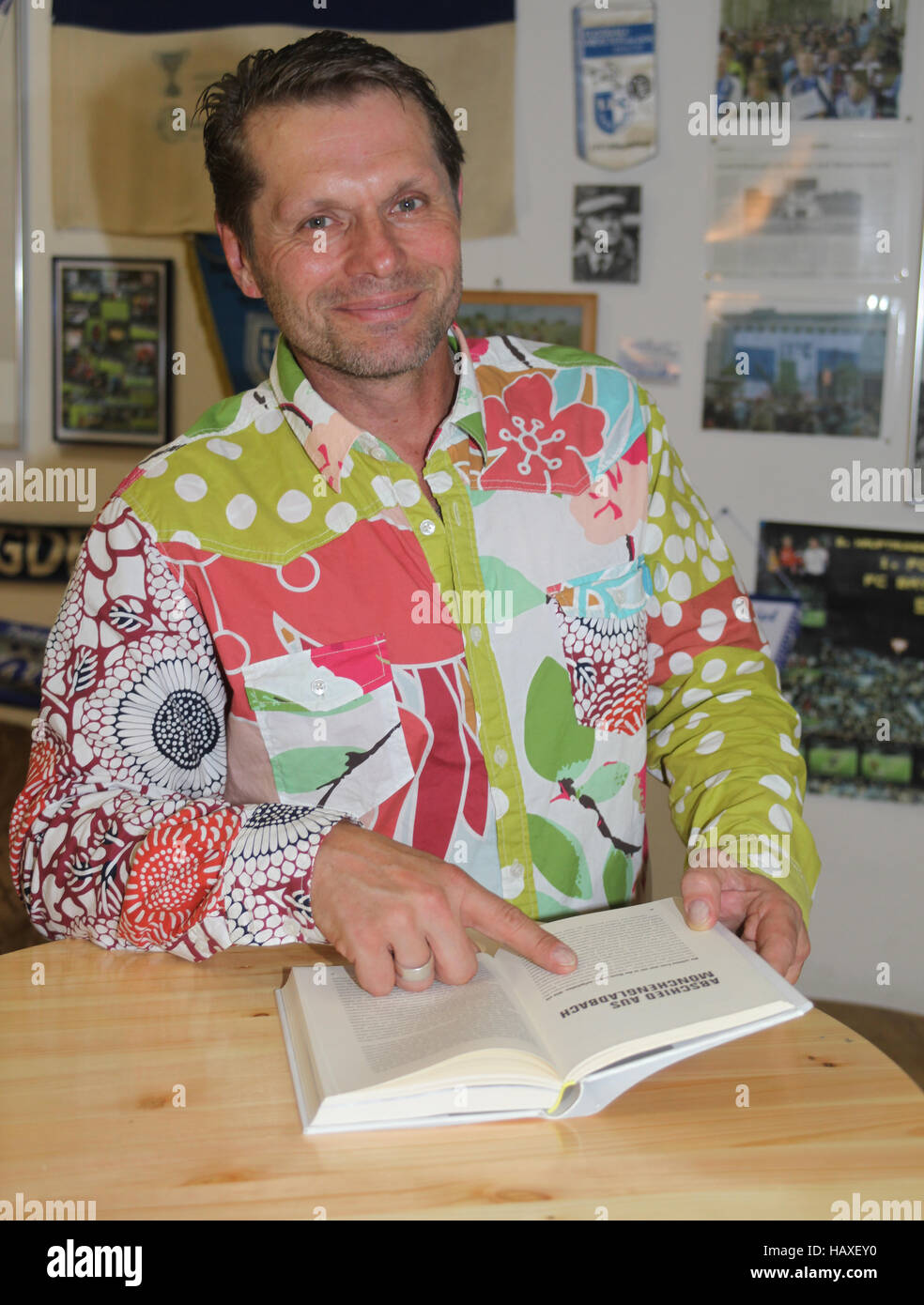 Uli uli hi-res stock photography and images - Alamy