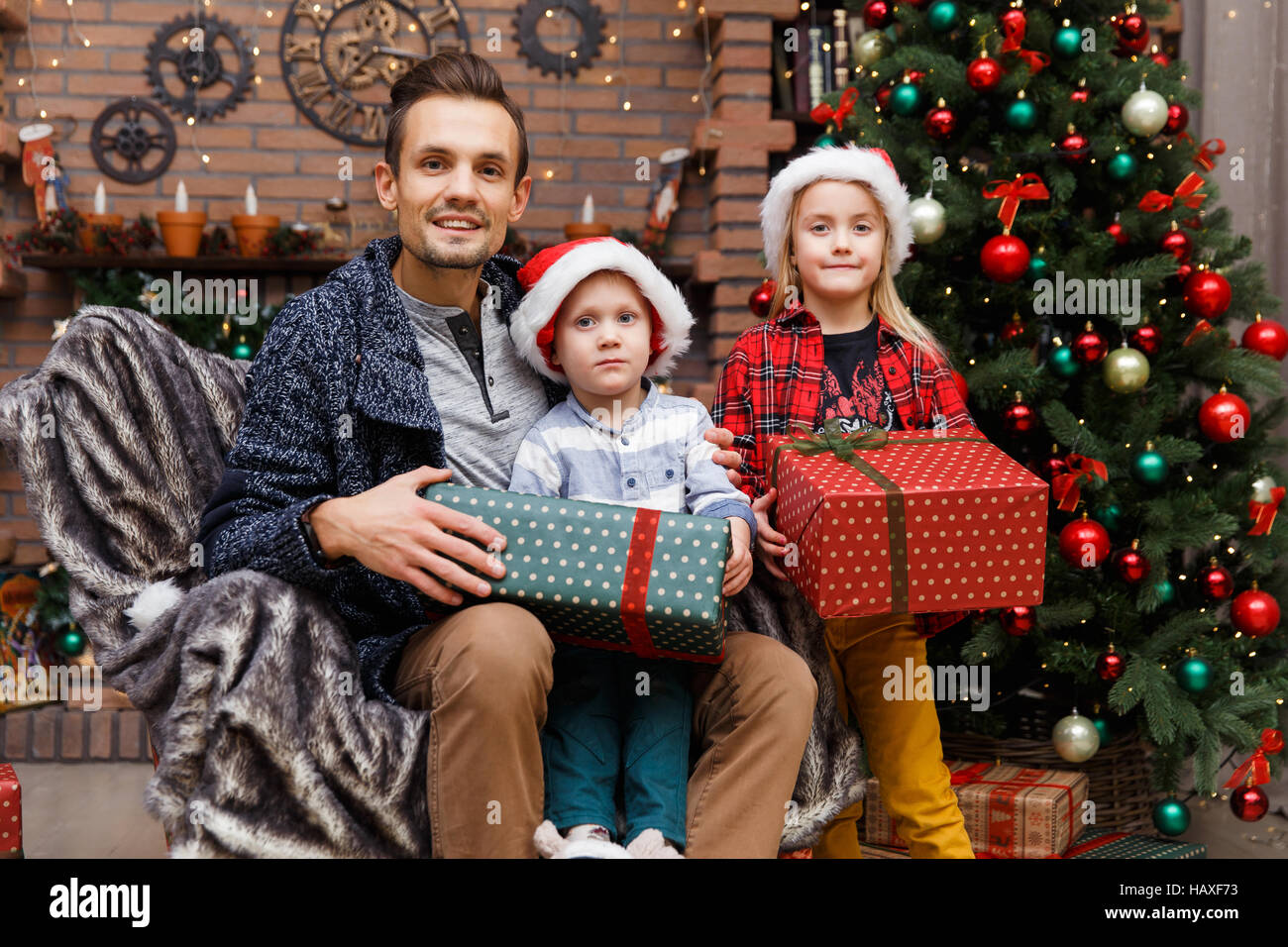 Mom x dad hi-res stock photography and images - Alamy