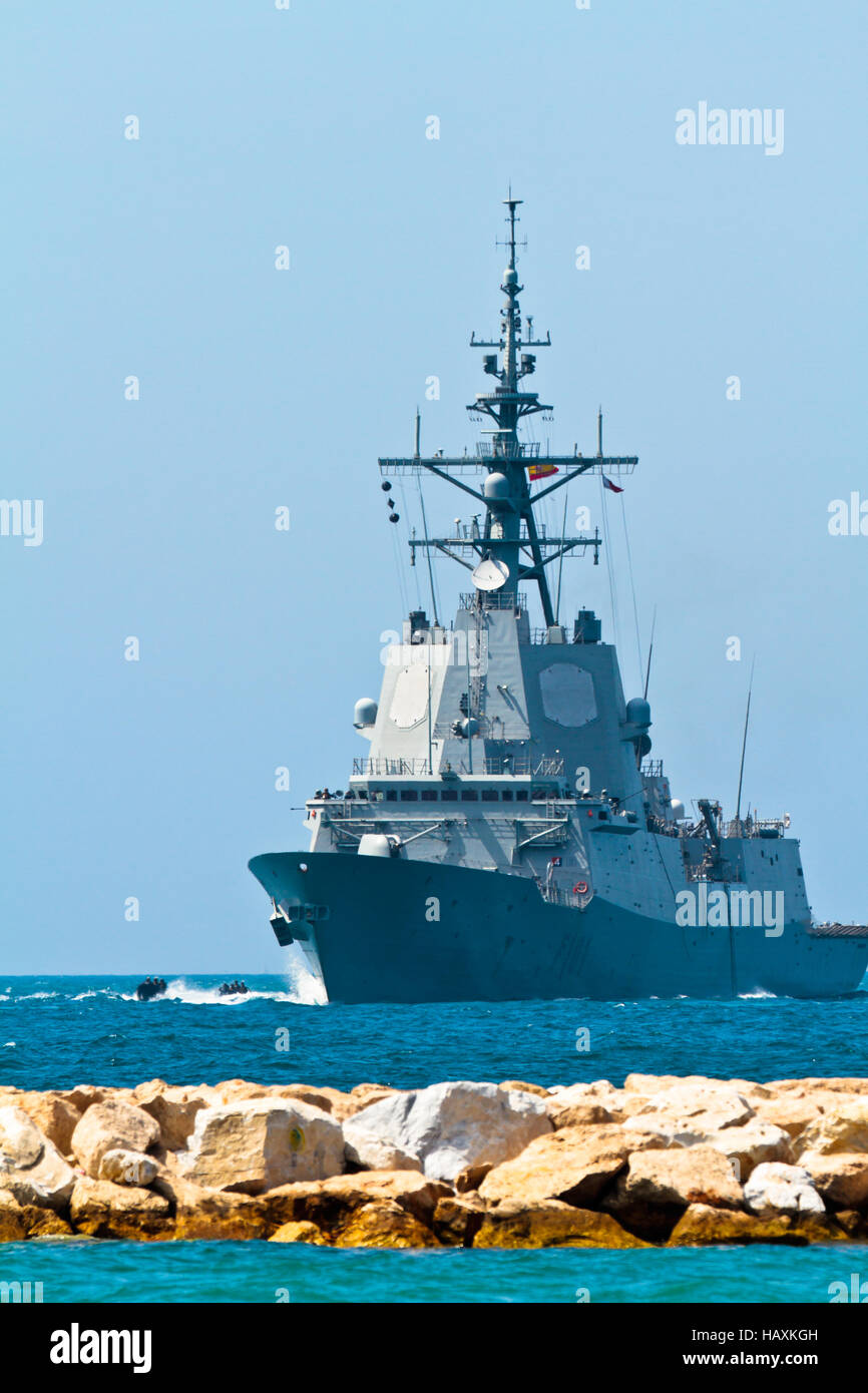 Modern frigate hi-res stock photography and images - Alamy