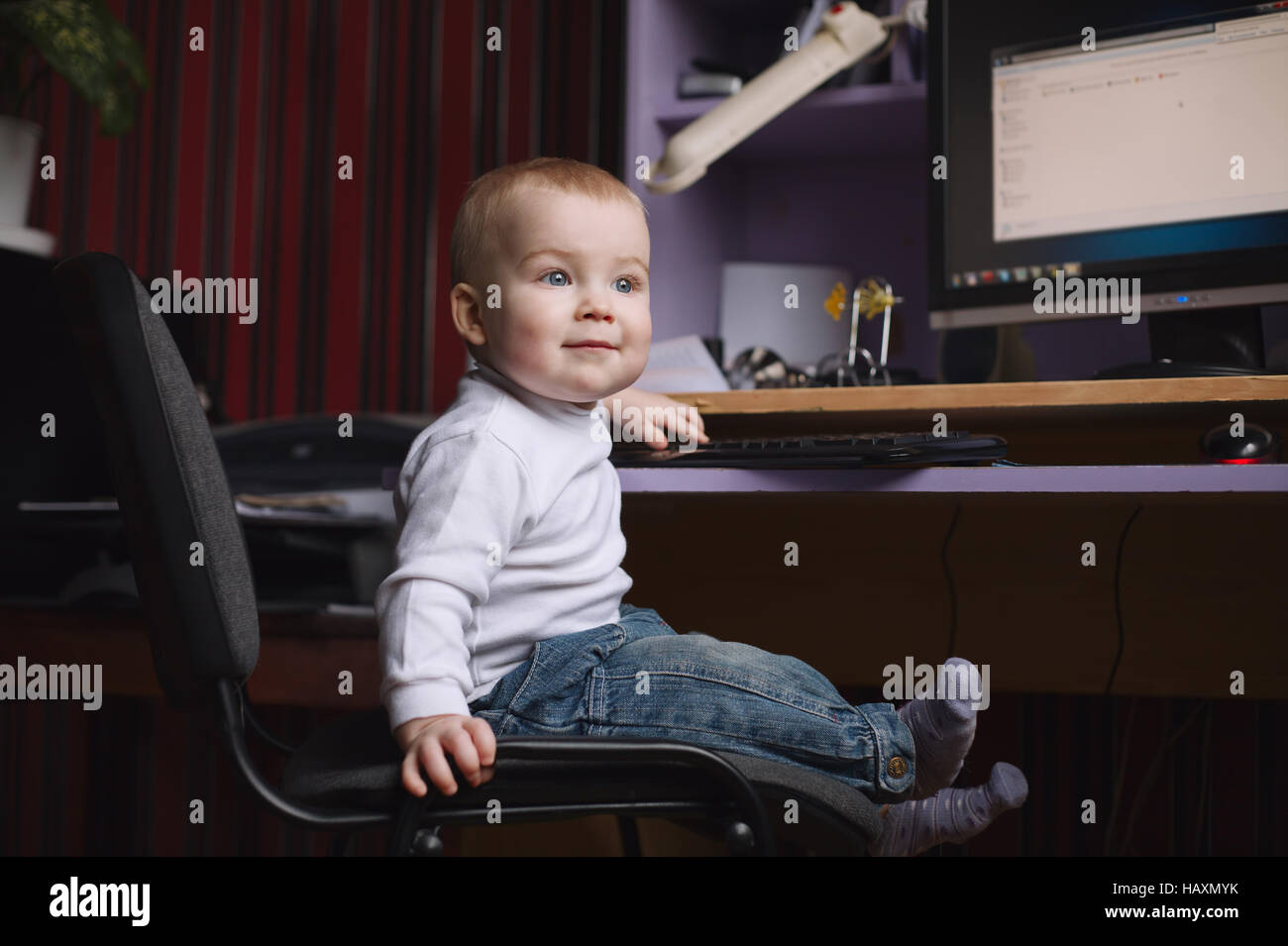 little boy using computer Stock Photo - Alamy