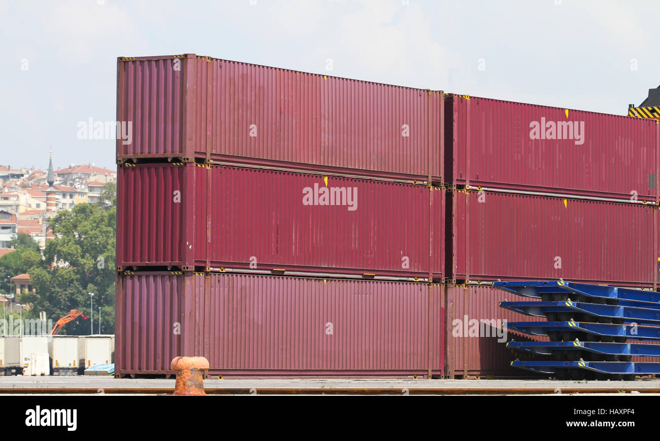Containers waiting to transfer in a port Stock Photo - Alamy