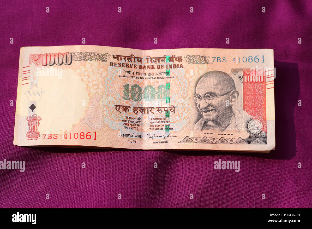 Banned old 500 & 1000 rupee notes & launched 500 and 2000 rupee new ...