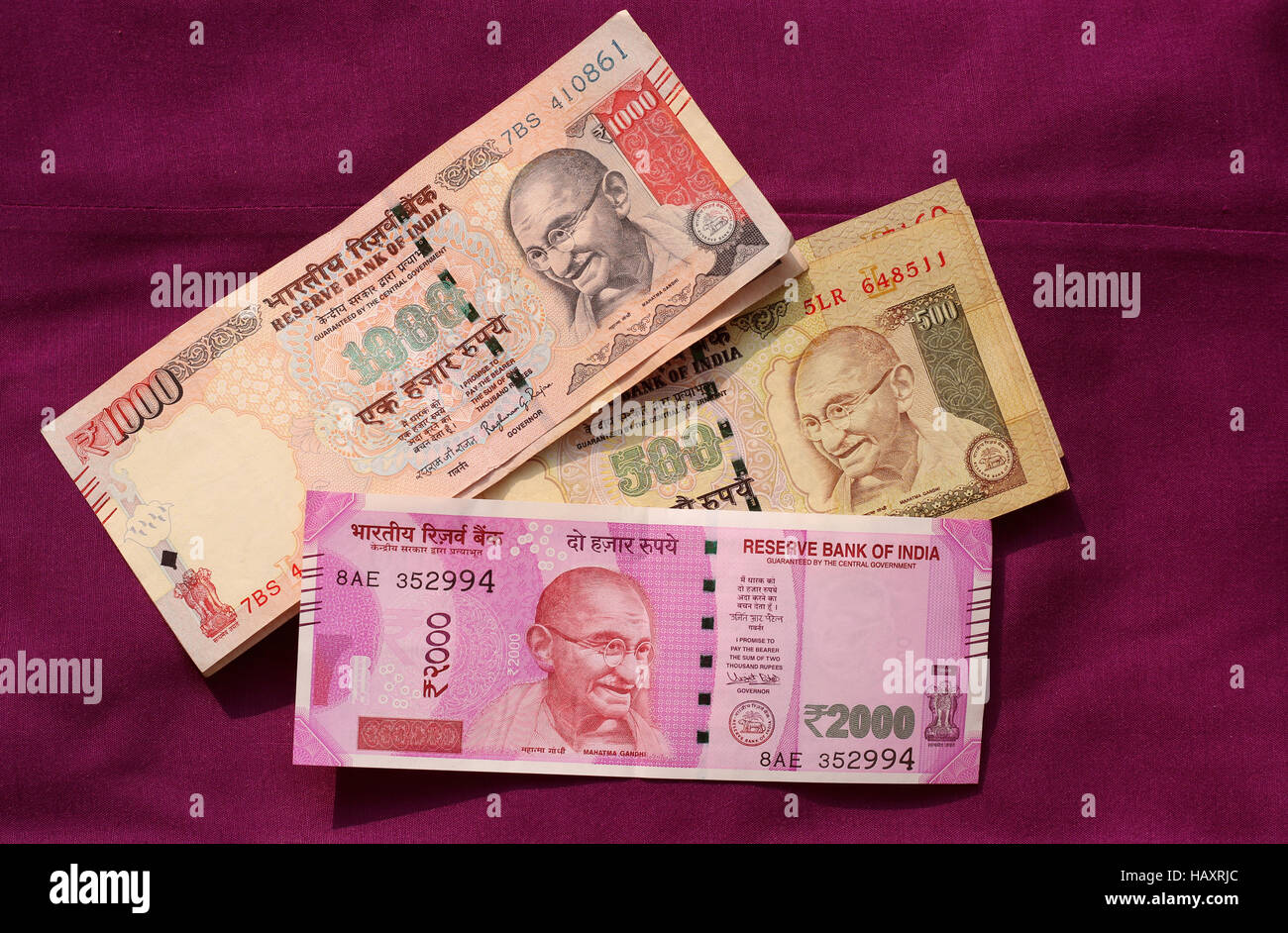 Banned old 500 & 1000 rupee notes & launched 500 and 2000 rupee new ...