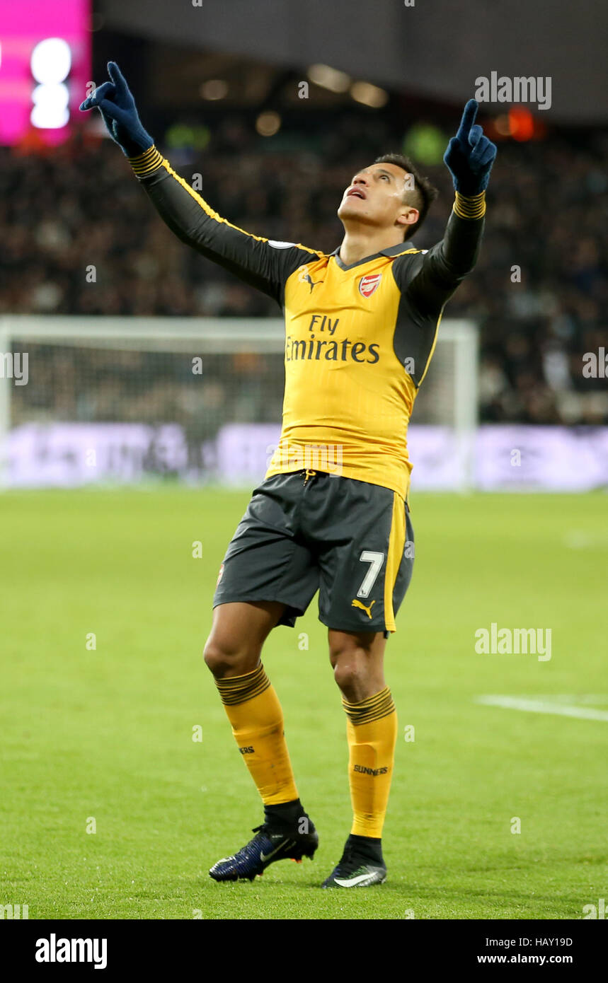 Arsenal's Alexis Sanchez celebrates scoring his side's third goal of ...