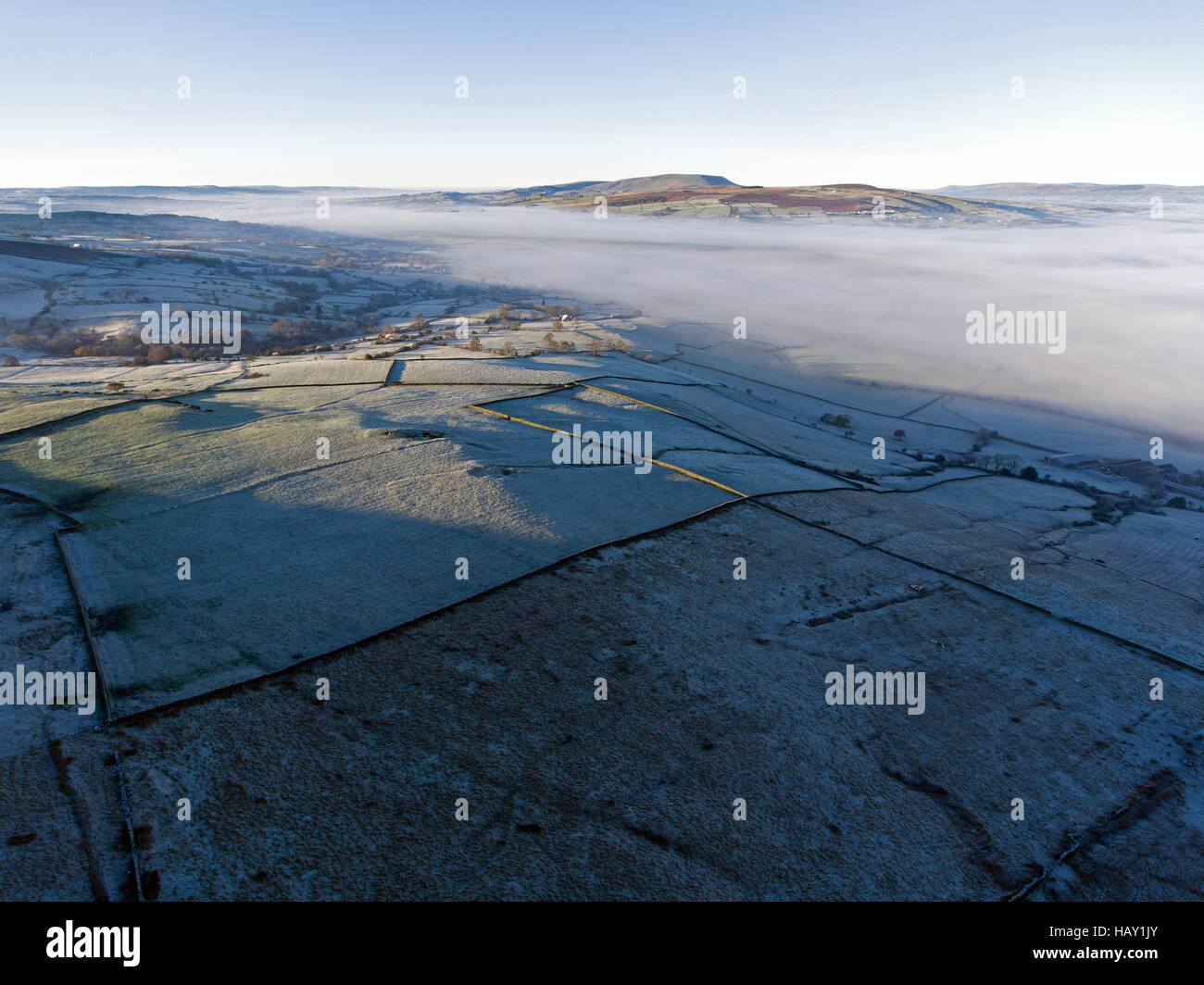 Yorkshire lancashire border hi-res stock photography and images - Alamy