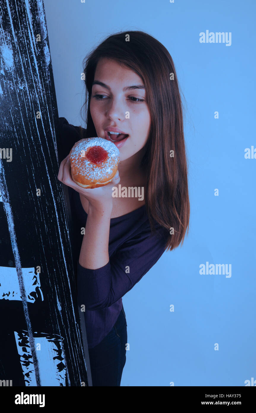 Woman donut hi-res stock photography and images - Alamy