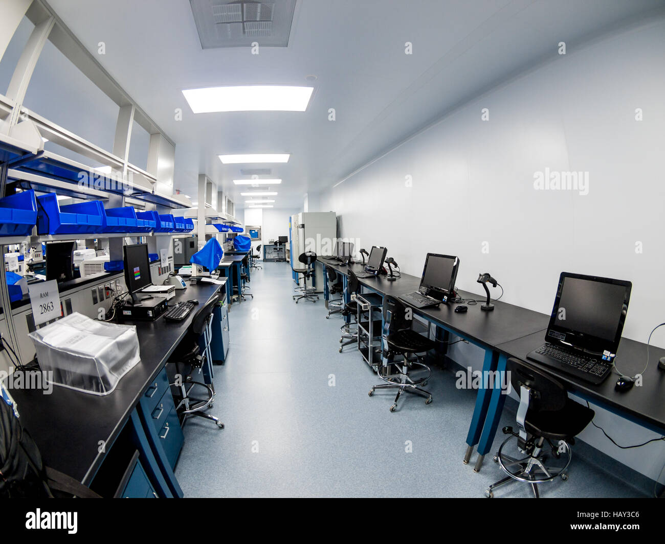 Cellular Immunotherapy QC Lab Stock Photo - Alamy