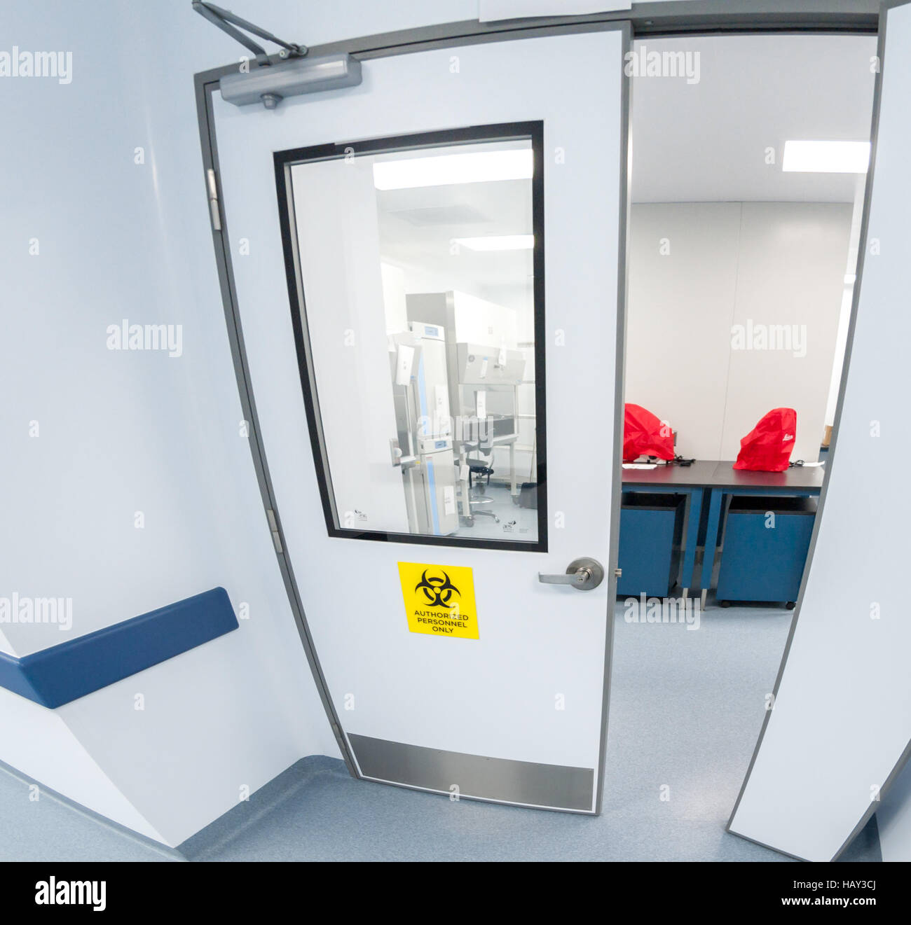 Qc lab laboratory quality hi-res stock photography and images - Alamy