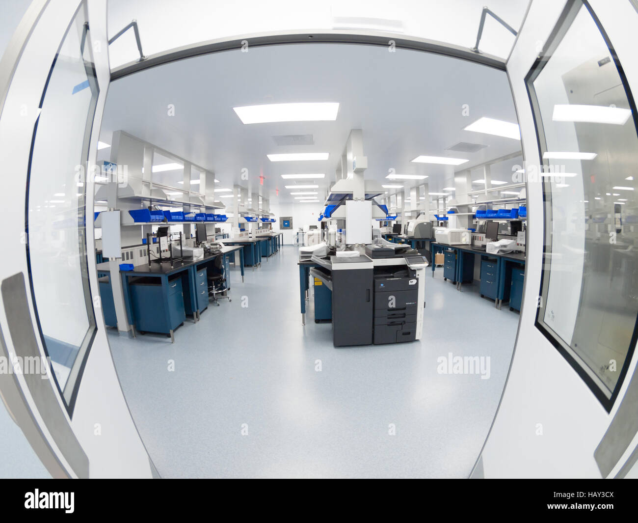 Cellular Immunotherapy QC Lab Stock Photo - Alamy