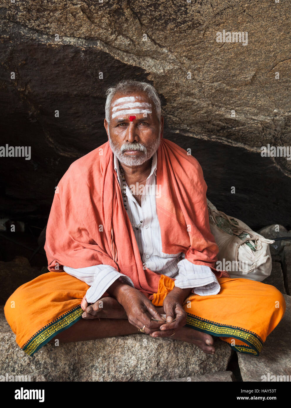 Old indian man face hi-res stock photography and images - Alamy