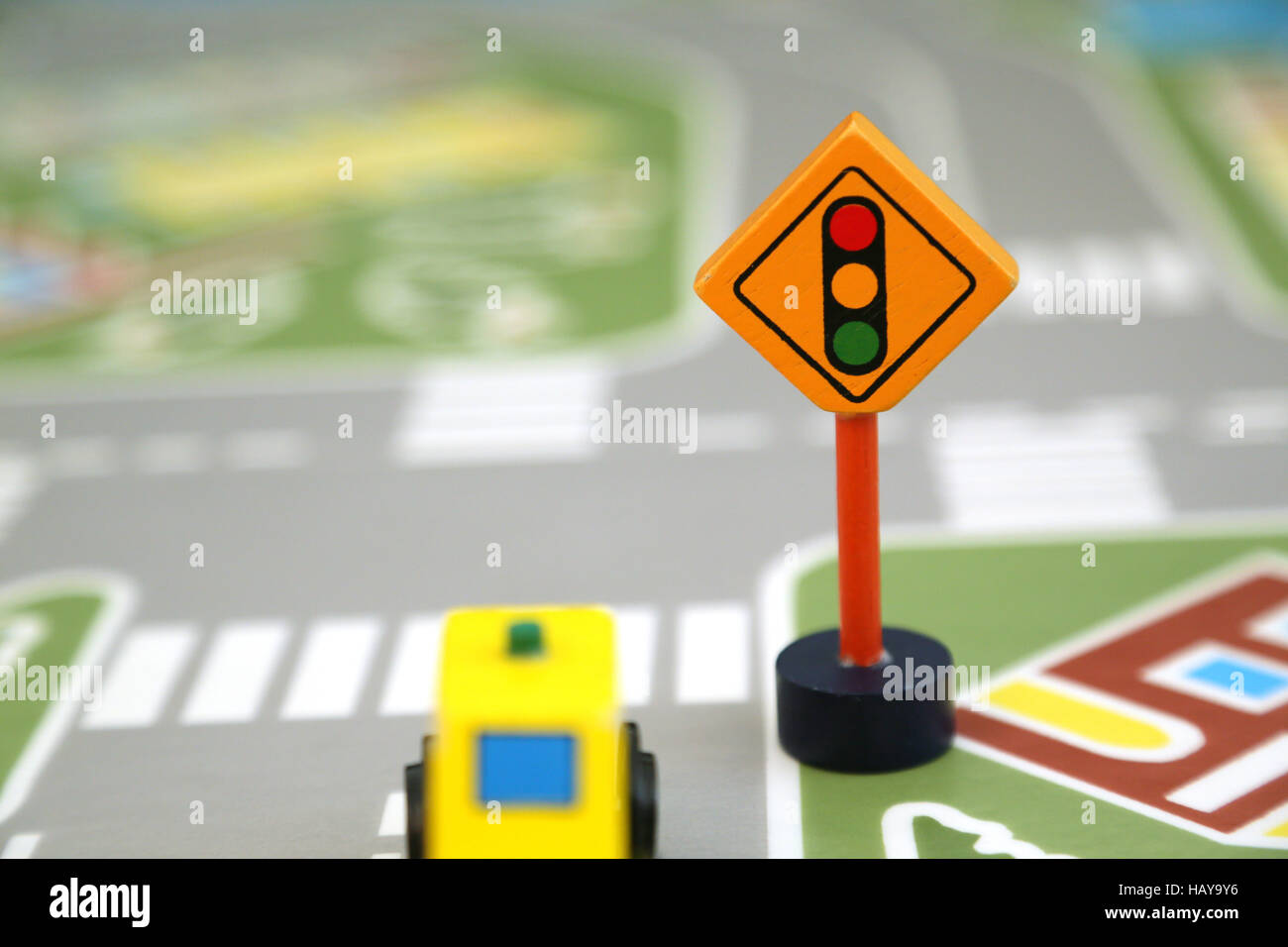 Wooden mini traffic light Stock Photo - Alamy
