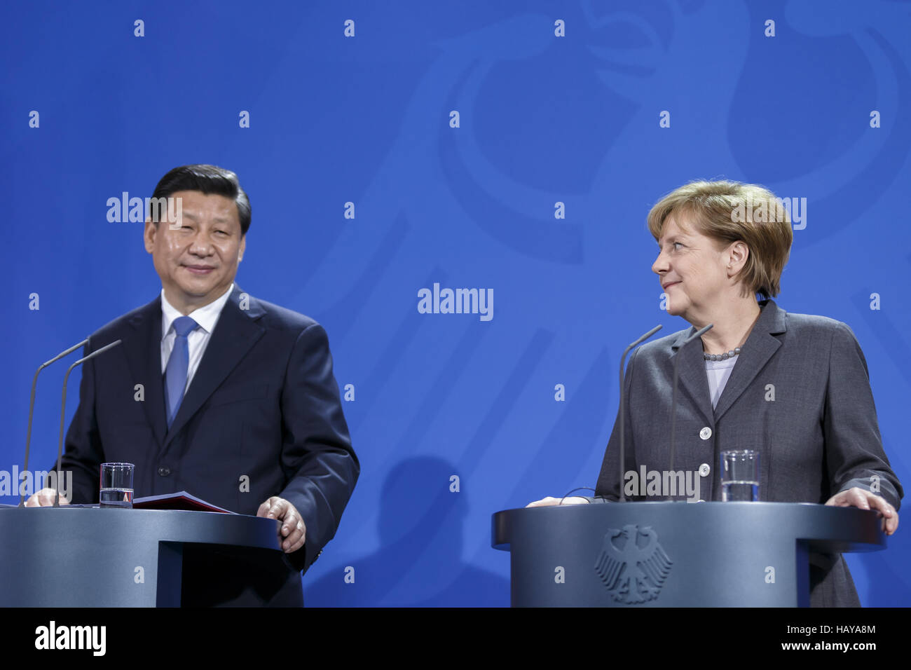 Gauck jinping hi-res stock photography and images - Alamy