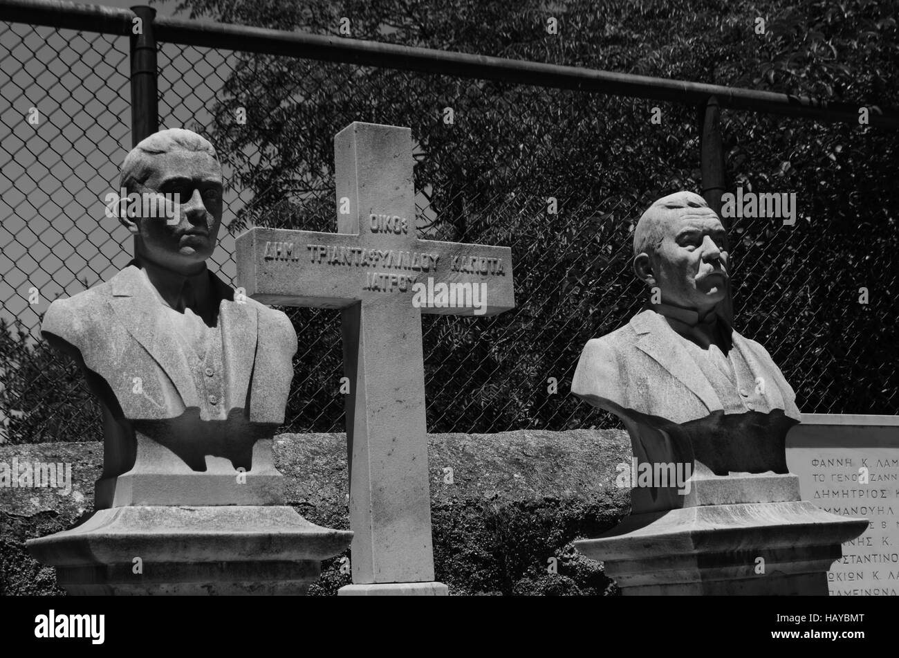 Photographic walk in the cemetery Stock Photo - Alamy