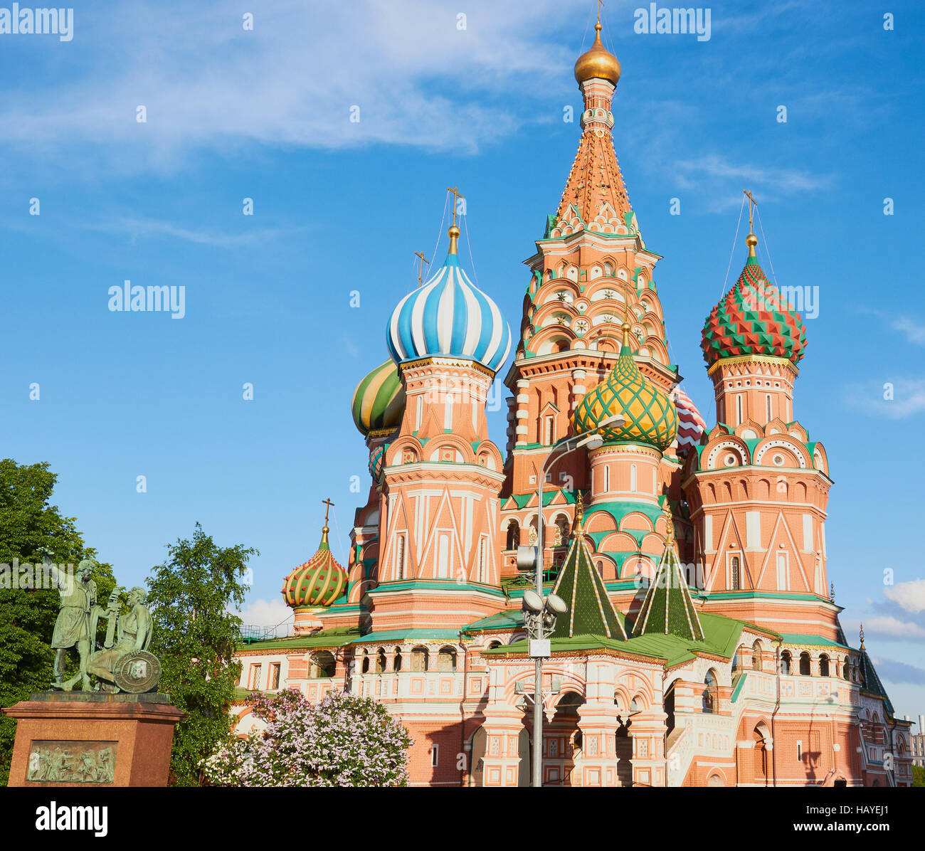 St basils cathedral moscow hi-res stock photography and images - Alamy
