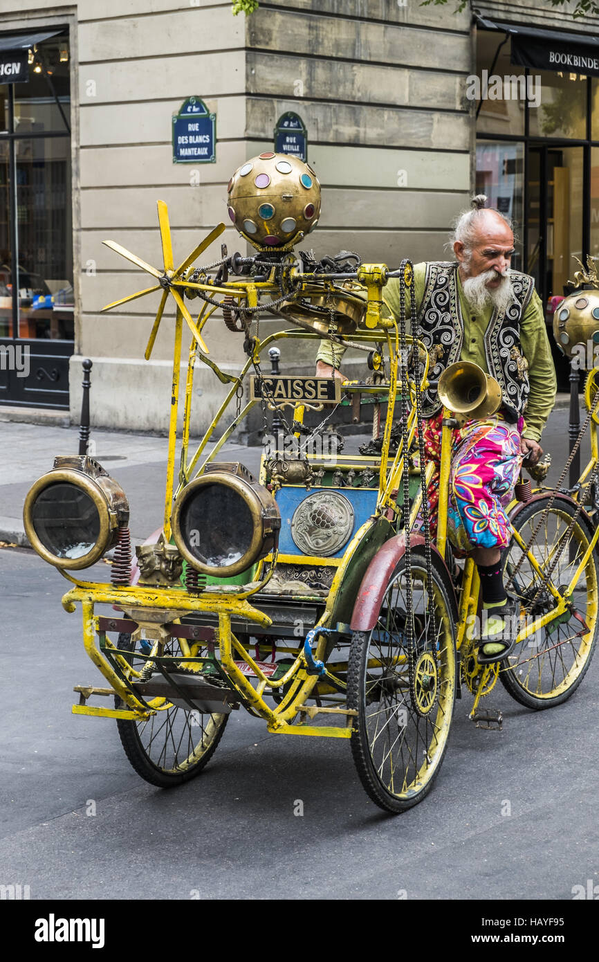 Kinetisch hi-res stock photography and images - Alamy