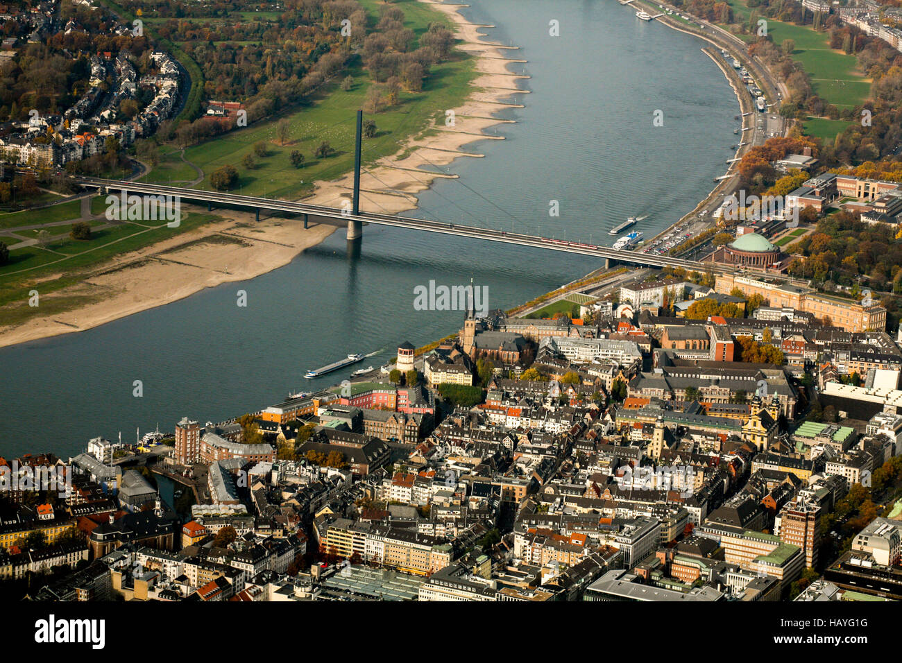 River Rhein at Düsseldorf Stock Photo - Alamy