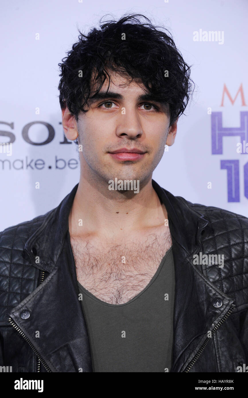 Nick simmons hi-res stock photography and images - Alamy