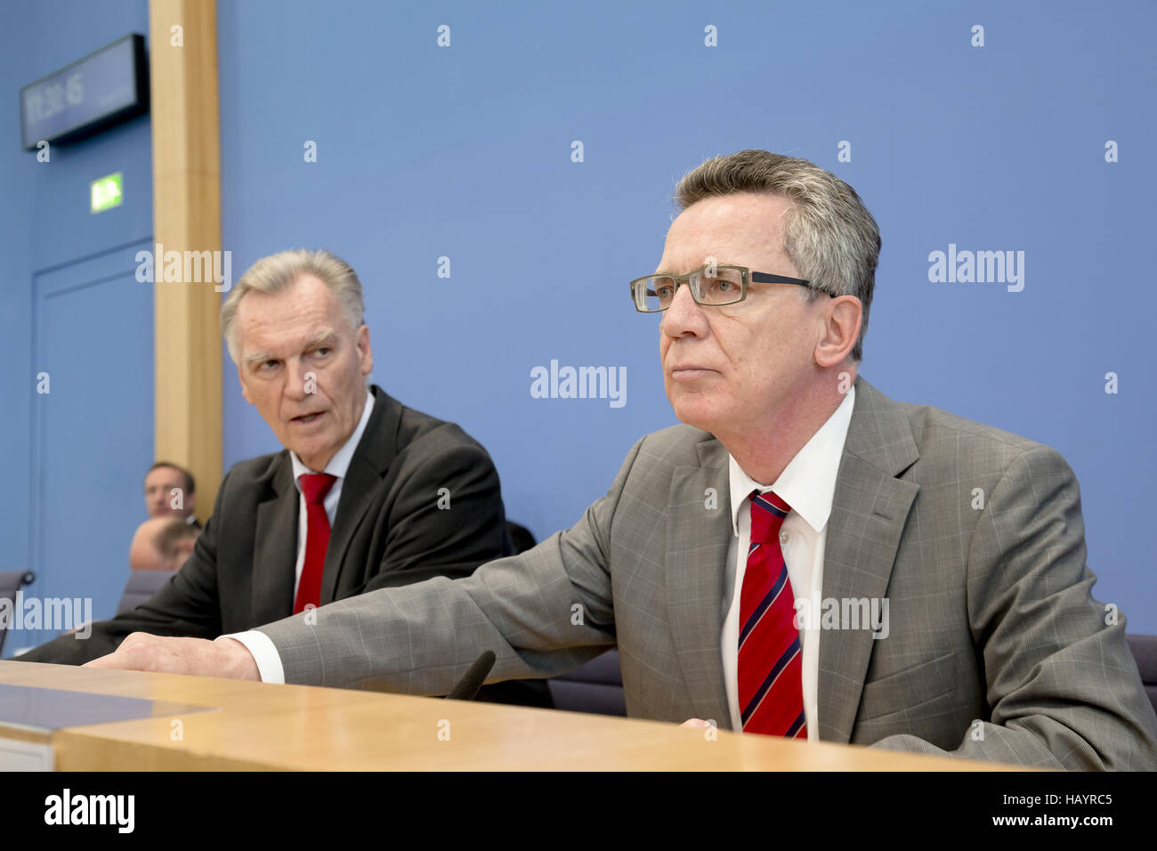 Organized crime hi-res stock photography and images - Alamy