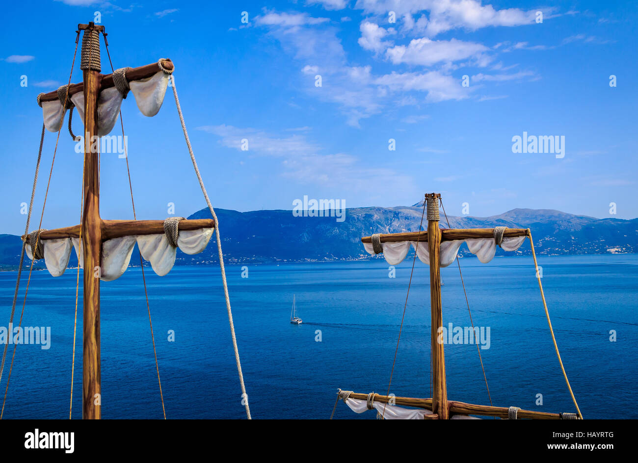 Old sailing ship hi-res stock photography and images - Alamy