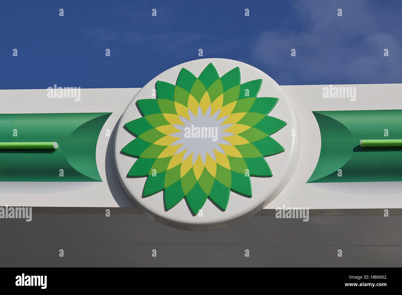 Bp logos hi-res stock photography and images - Alamy