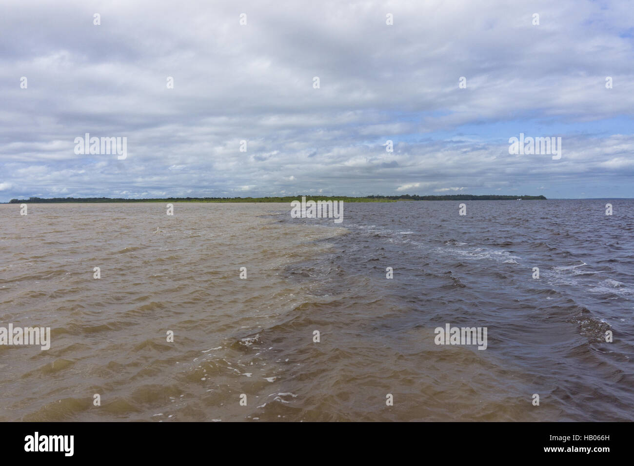 Jungle rivers hi-res stock photography and images - Alamy