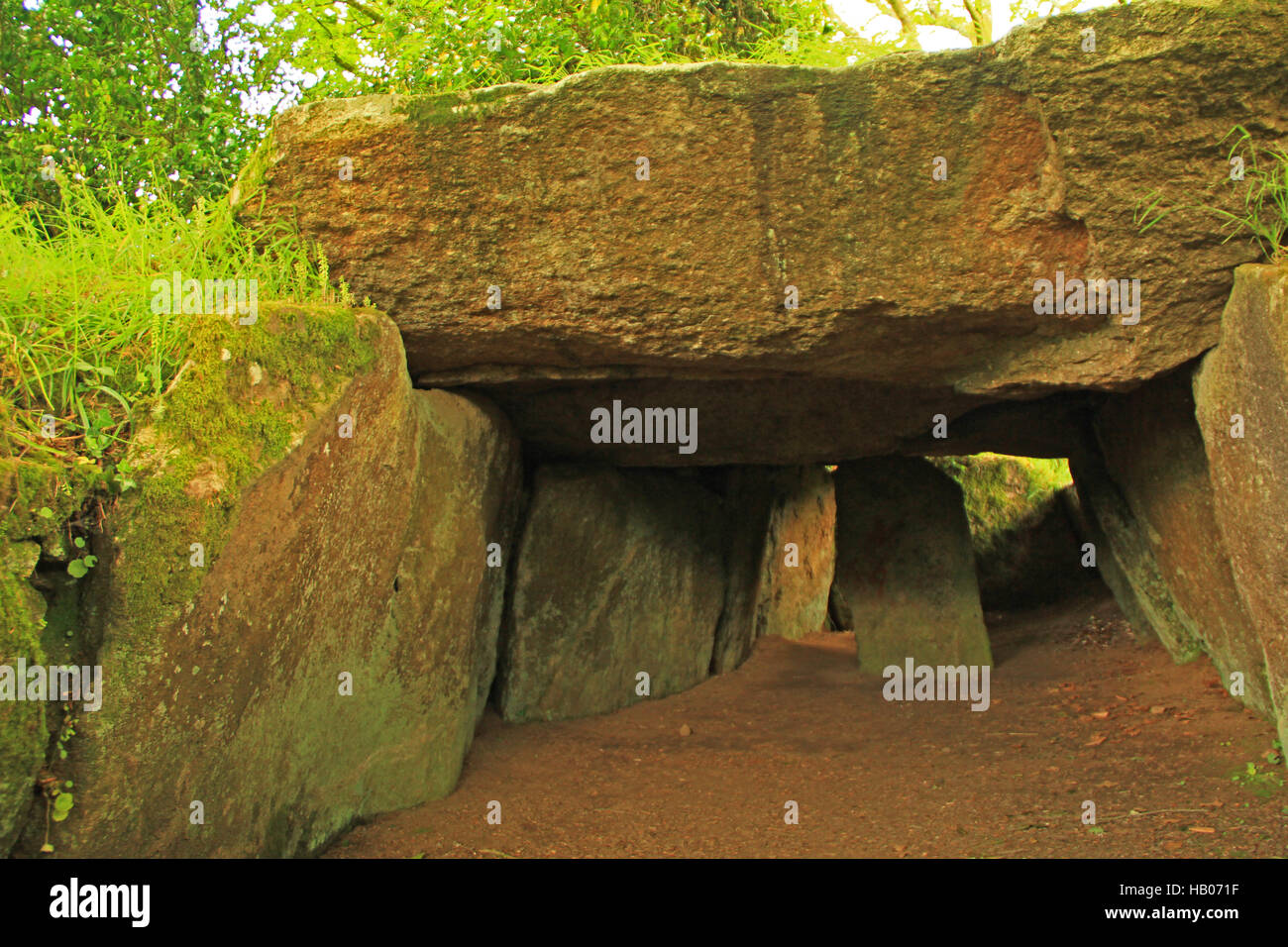 Dolmen portal megalith grab hi-res stock photography and images - Alamy