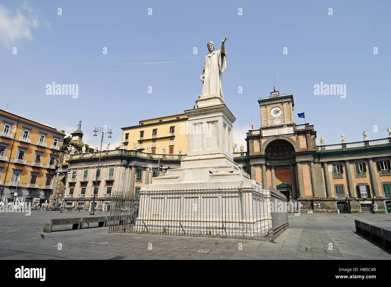 Napoli piazza dante hi-res stock photography and images - Alamy