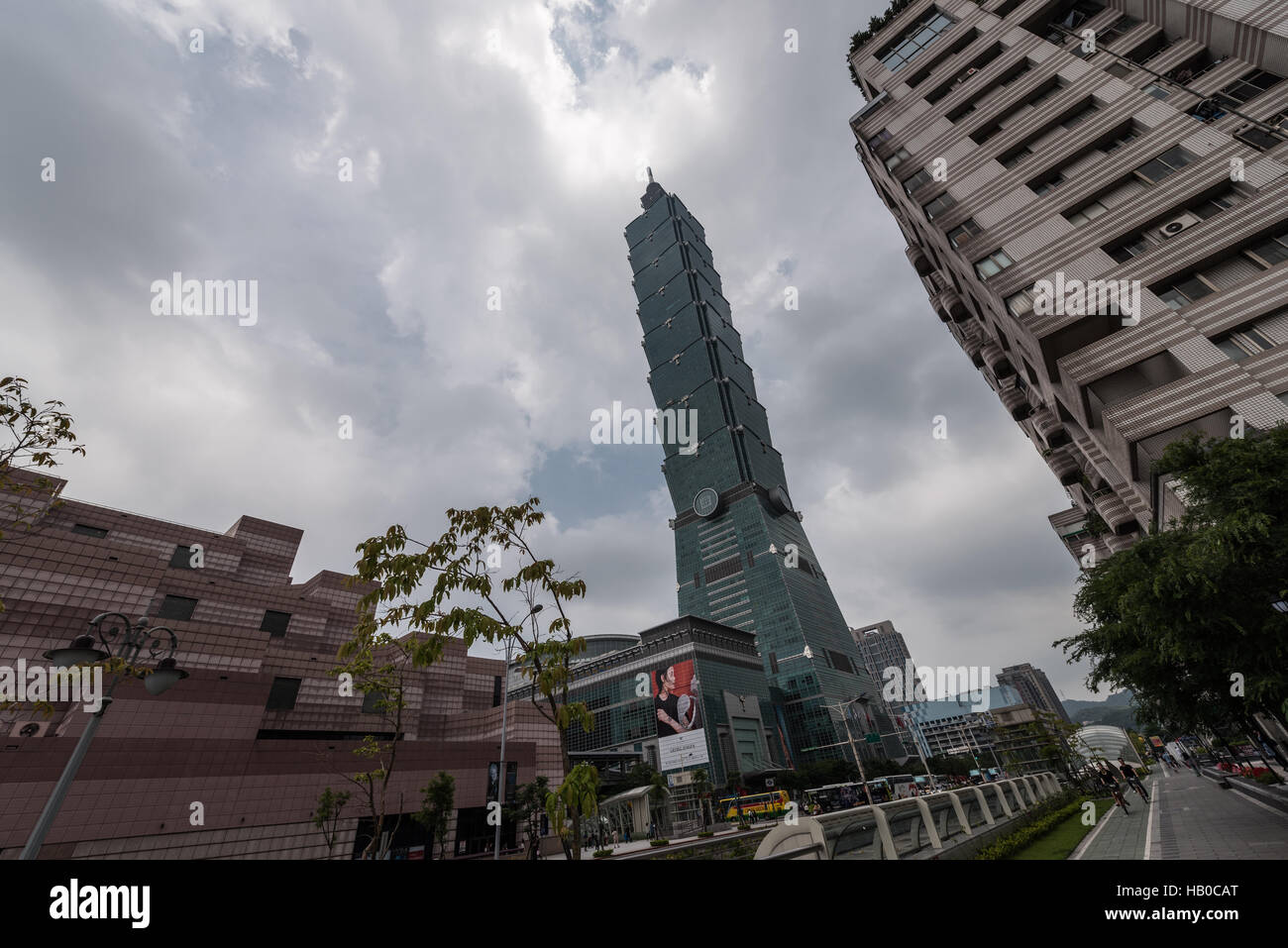 Taipei city tower hi-res stock photography and images - Alamy