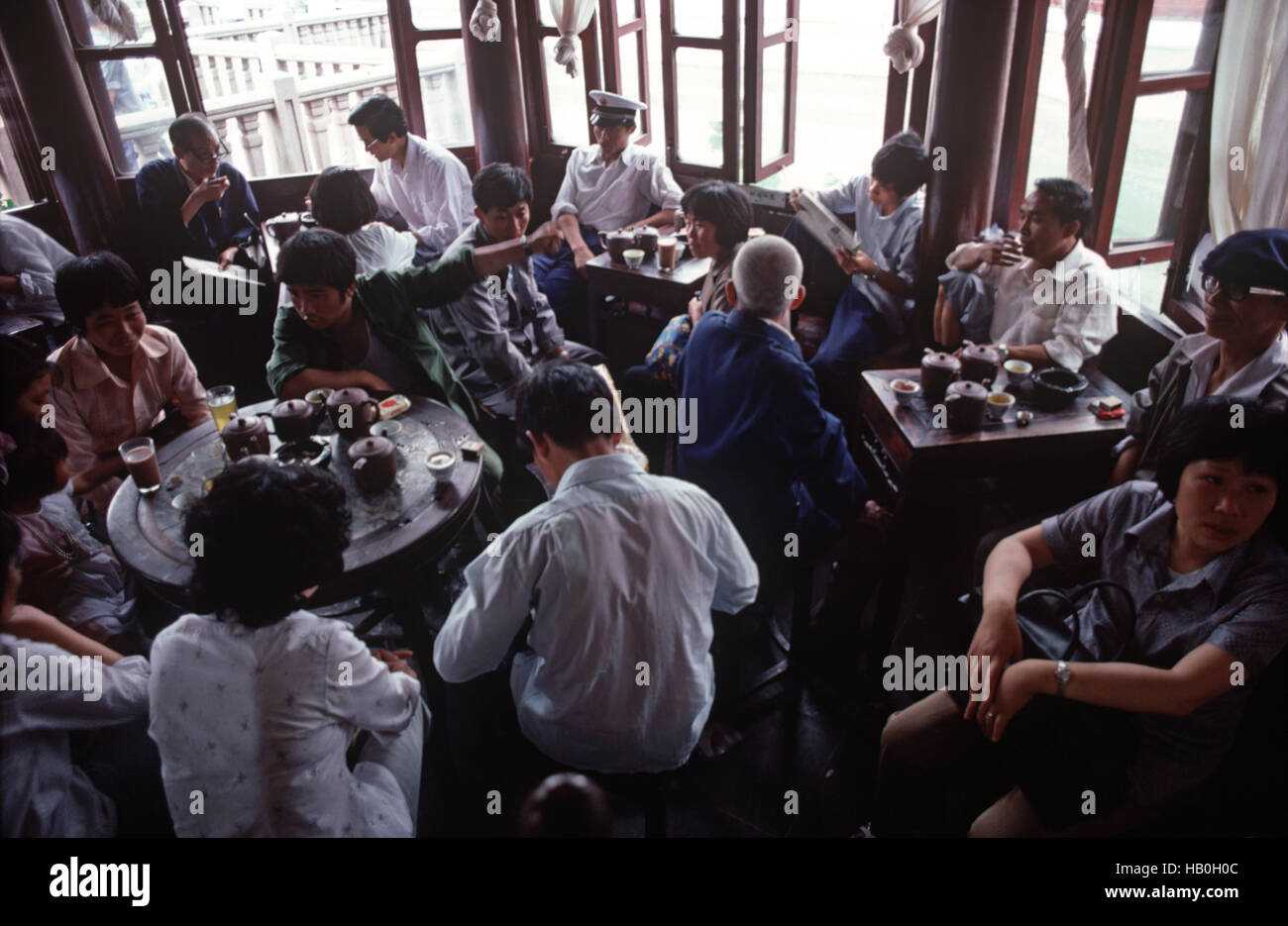 Shanghai china 1970s 70s hi-res stock photography and images - Alamy