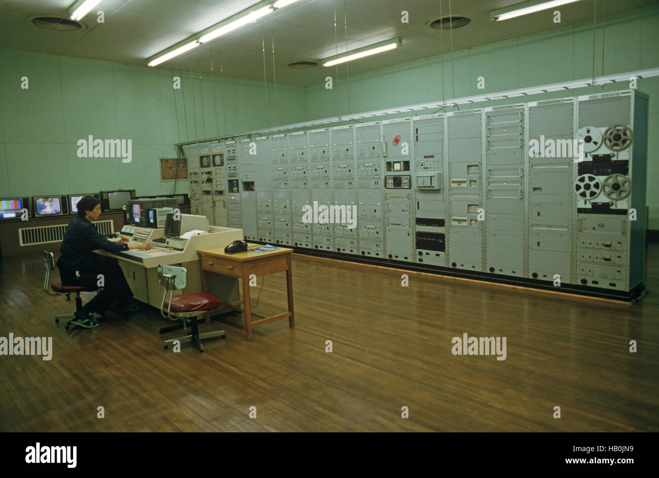 1980 computer room hi-res stock photography and images - Alamy