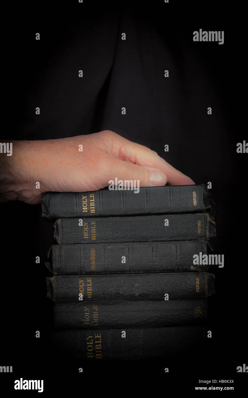 Bibles hi-res stock photography and images - Alamy