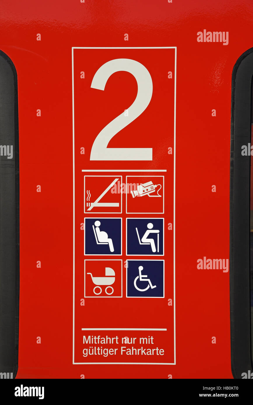 Train station signs hi-res stock photography and images - Alamy