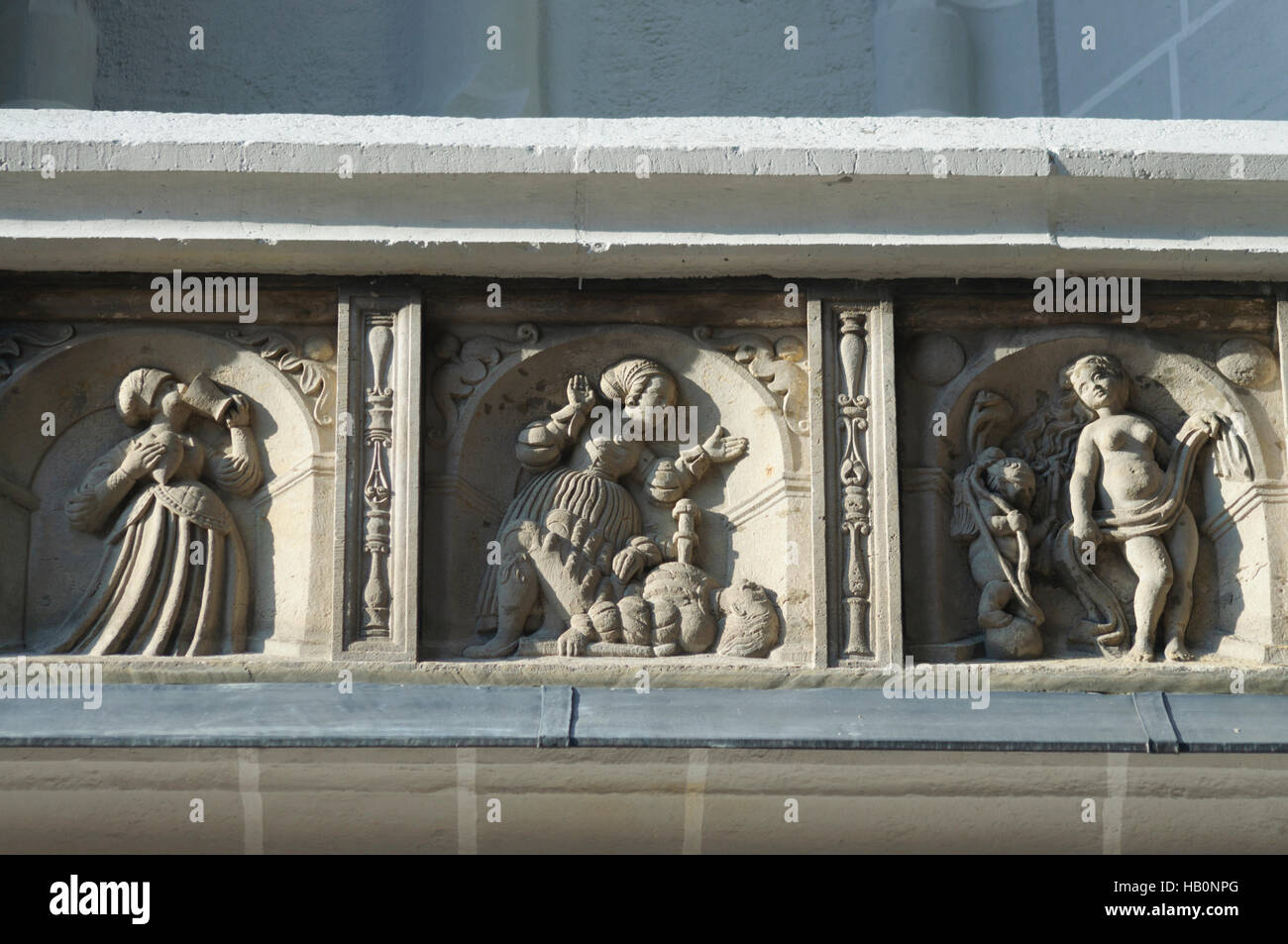 Meißen: Reliefs created by Christoph Walther I. in the parapet of the ...