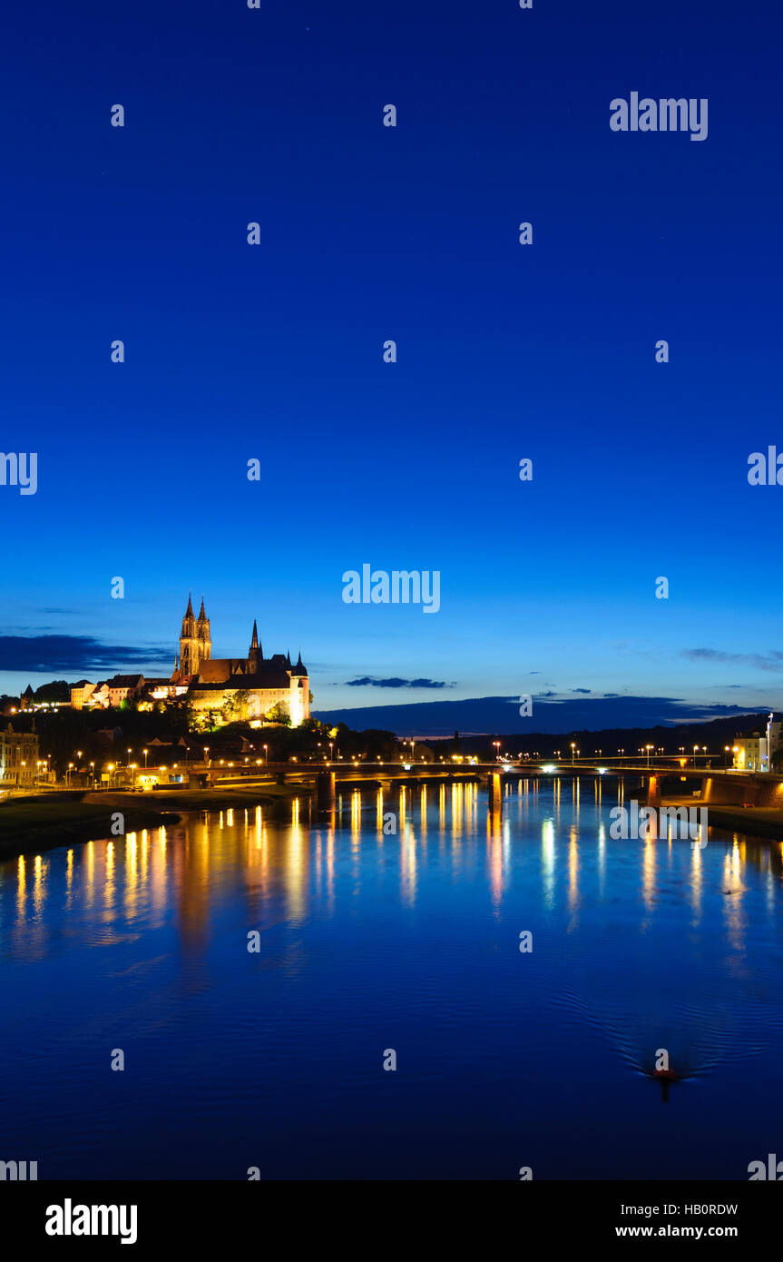 Meißen: Castle Albrechtsburg, cathedral over the Elbe at sunset ...