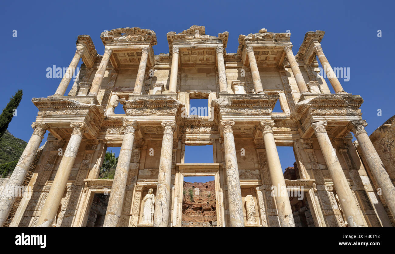 Ephesus ephesos turkey statue hi-res stock photography and images - Alamy