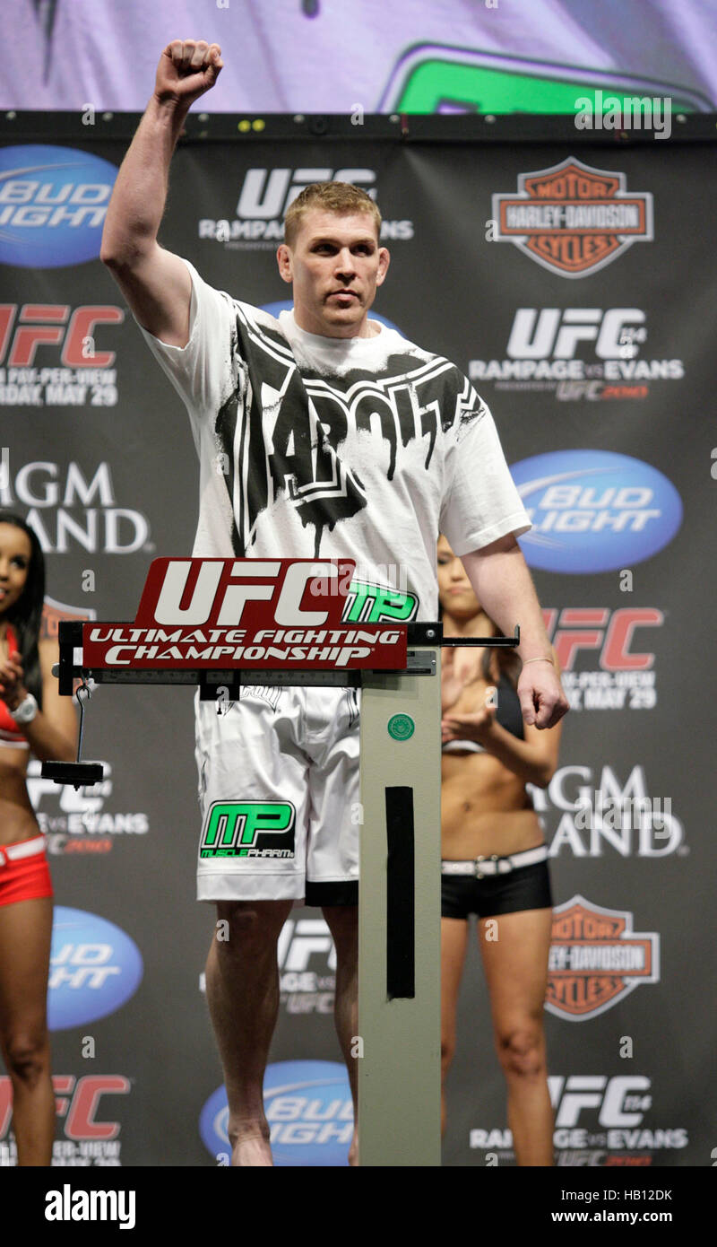Todd Duffee Weigh In