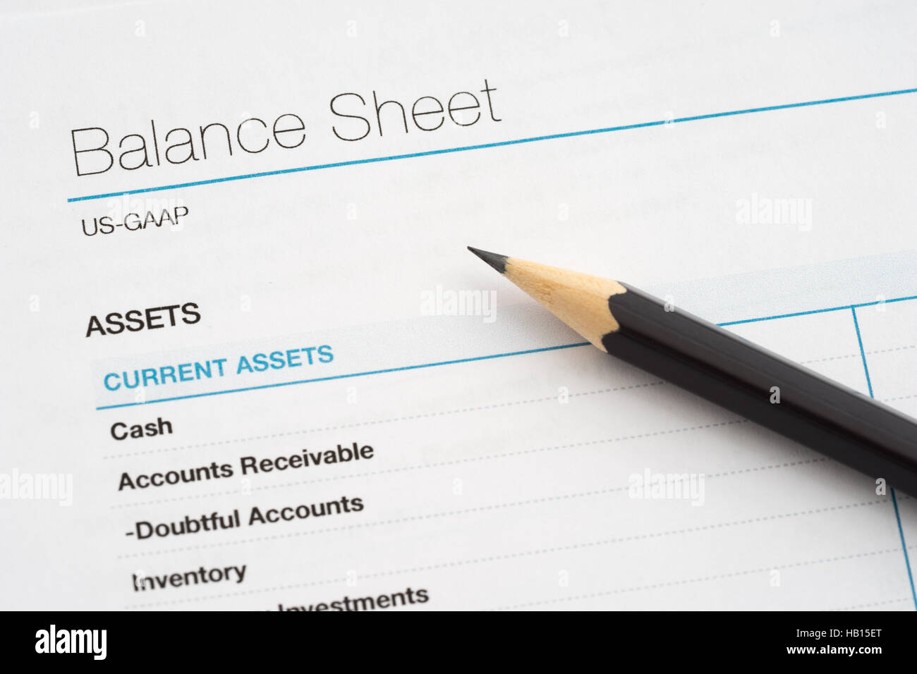 Balance sheet cash flow statement hi-res stock photography and images ...