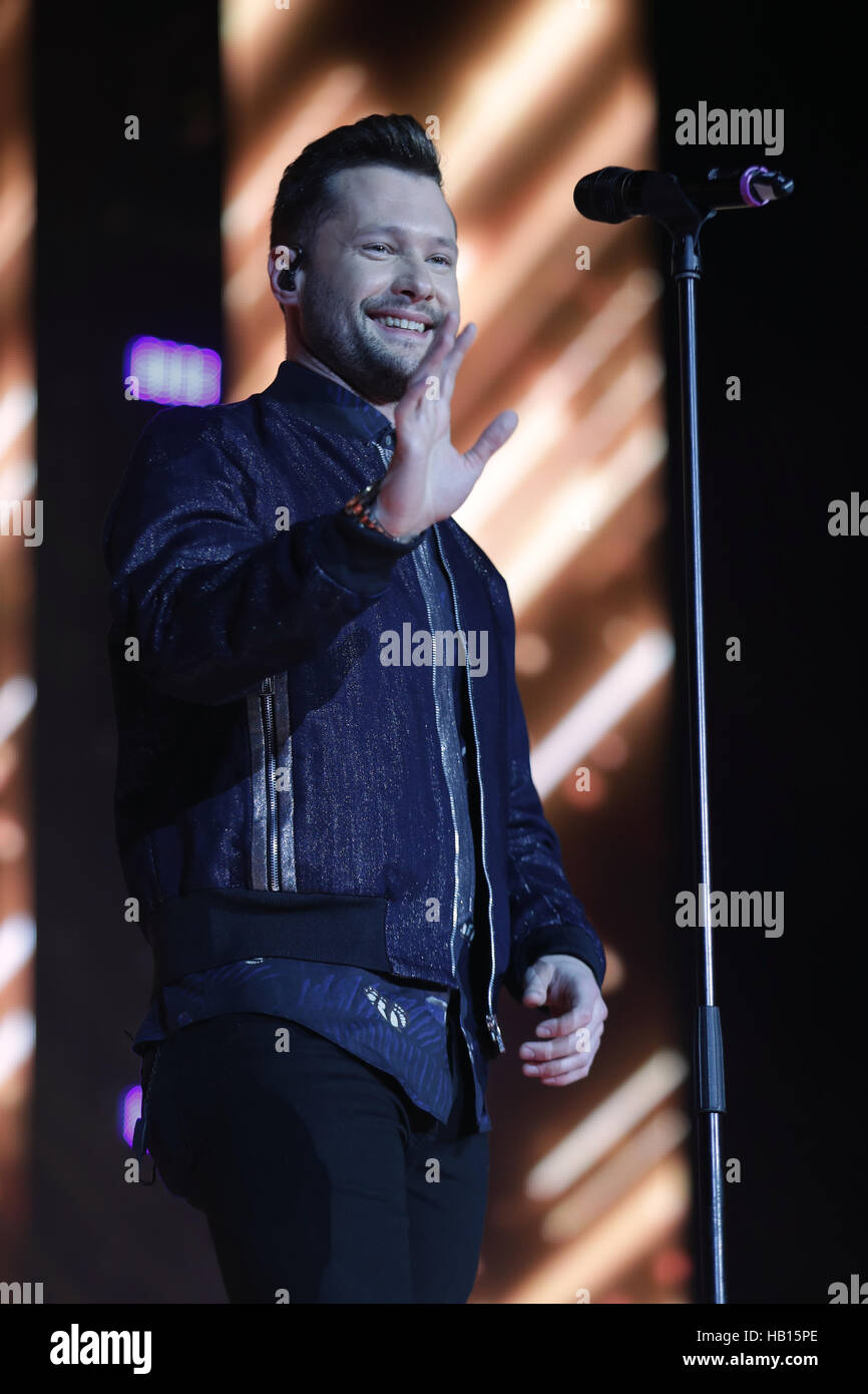 Calum Scott performs on stage at Capital's Jingle Bell Ball with Coca ...