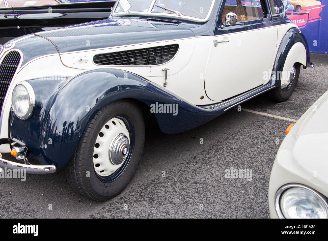Bmw oldtimer hi-res stock photography and images - Alamy