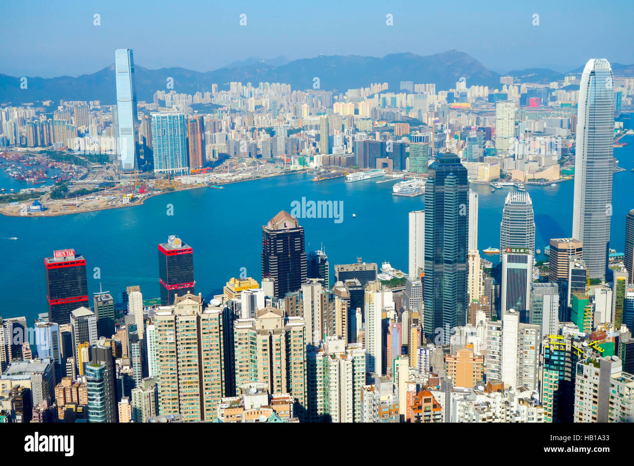 Hong kong skyline night lights city central centre cities buildings hi-res stock photography and ...