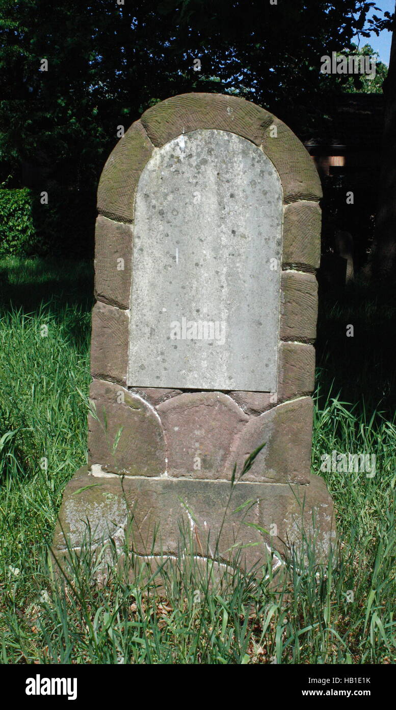 Grave sandstone hi-res stock photography and images - Alamy