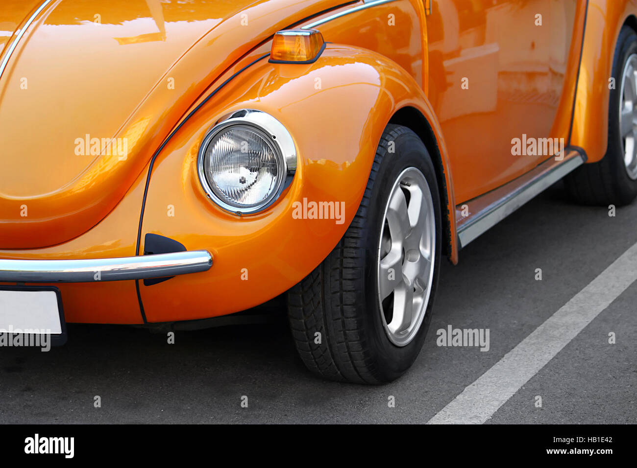 Car retro orange hi-res stock photography and images - Alamy