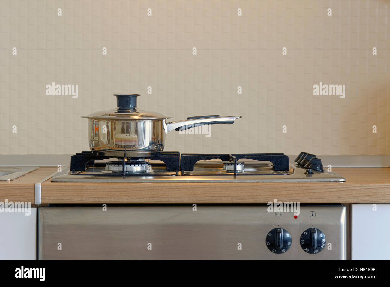 Gas oven stove hi-res stock photography and images - Alamy