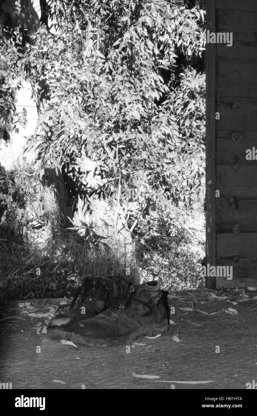 Urban exploration at abandoned train station Stock Photo - Alamy