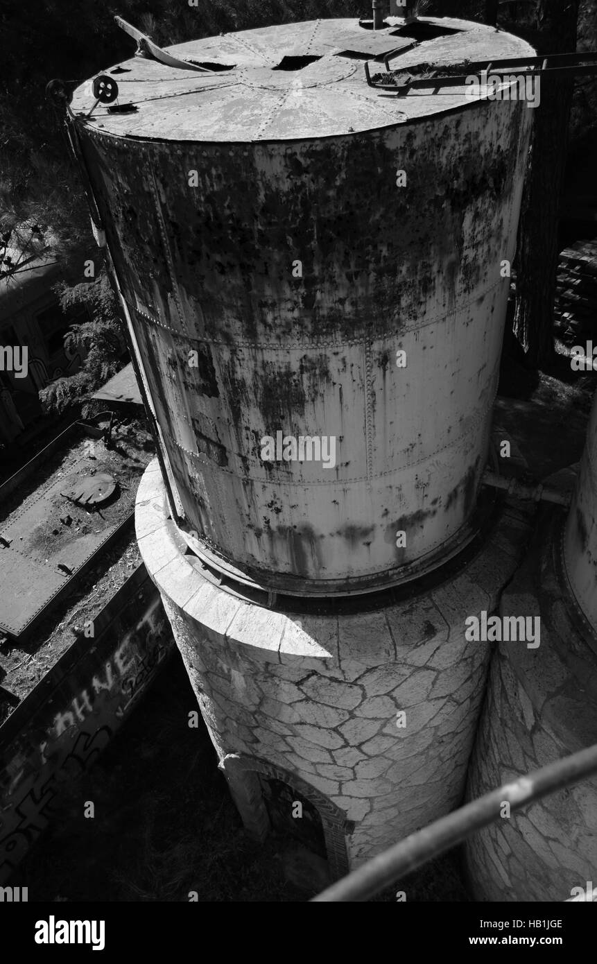 Urban exploration at abandoned train station Stock Photo - Alamy