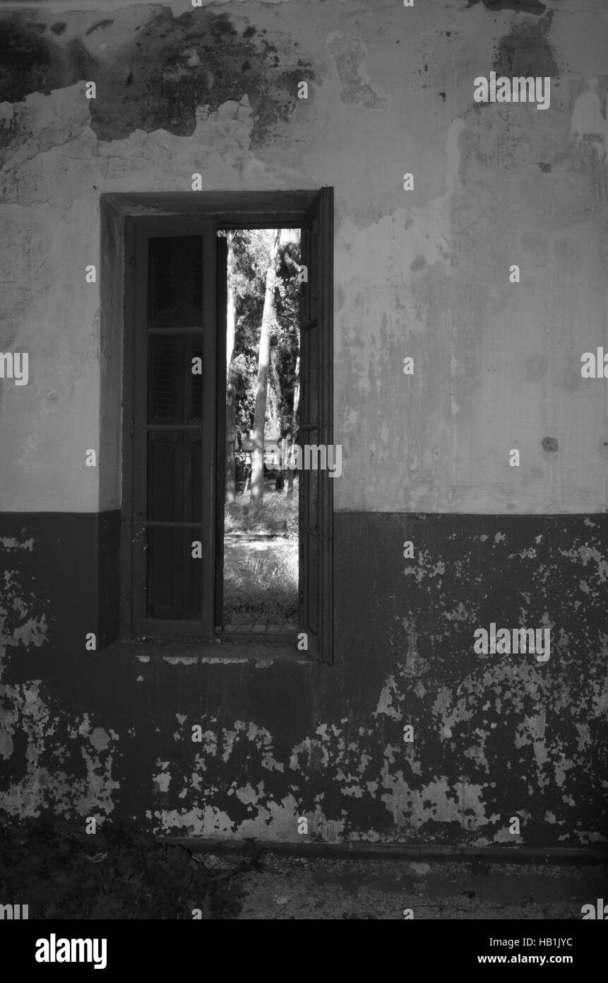Urban exploration at abandoned train station Stock Photo - Alamy
