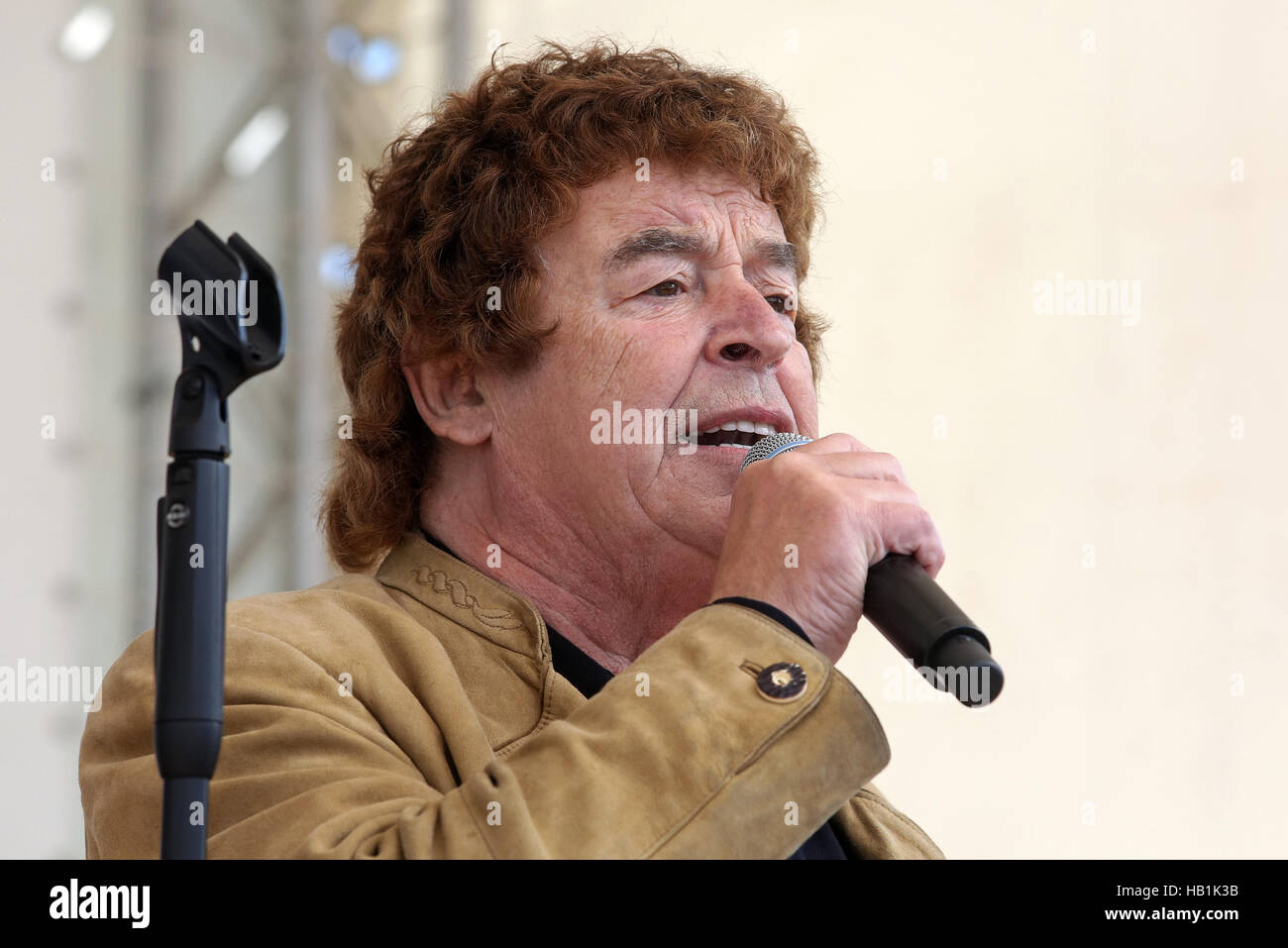 Sanger schlagersanger hi-res stock photography and images - Alamy