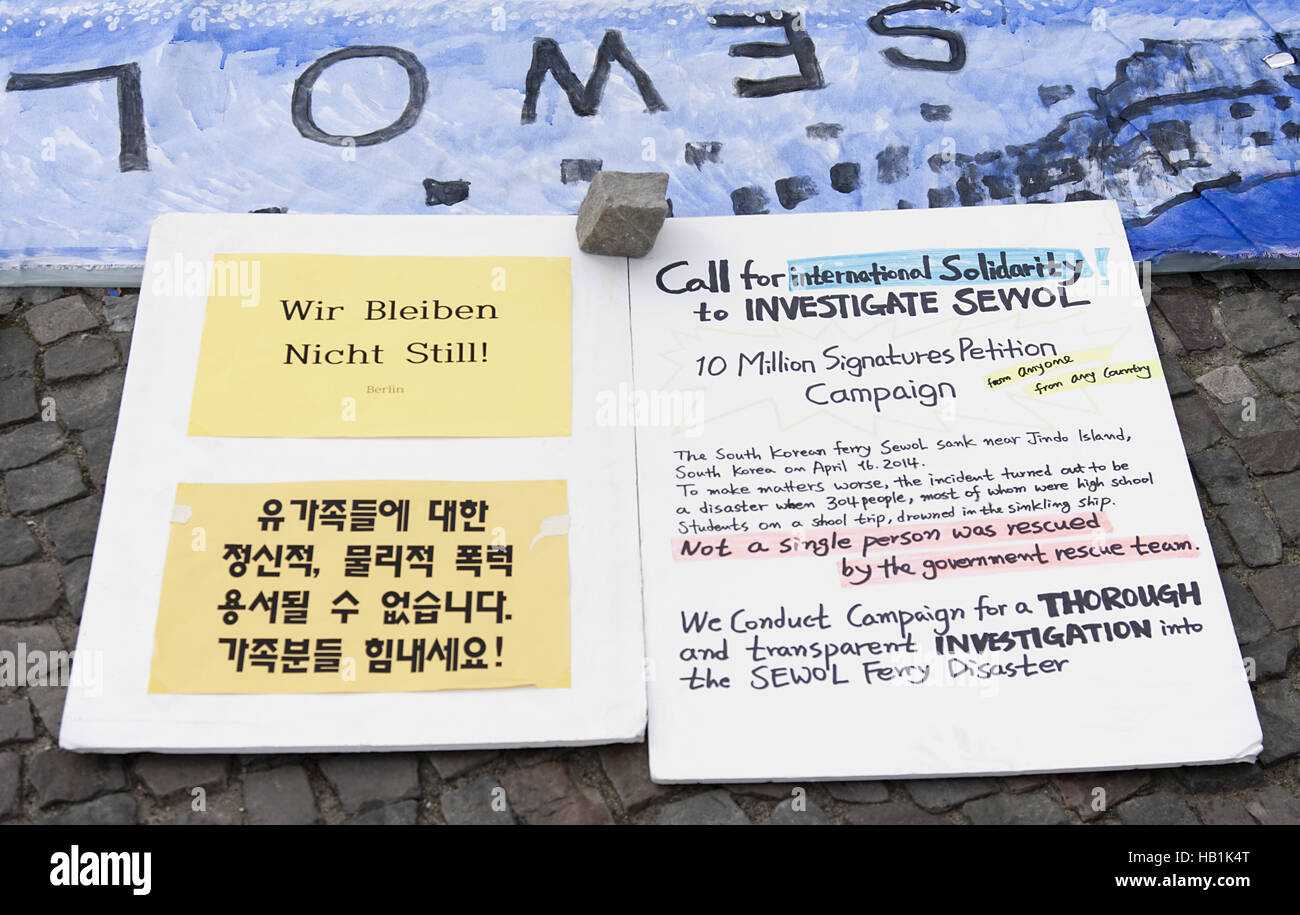 Ferry sewol hi-res stock photography and images - Alamy